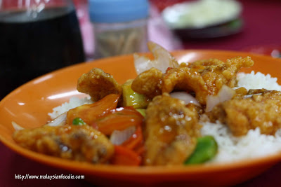 Sweet and Sour Fish Rice & Mantis Prawn Rice at Restaurant Long Kee ...