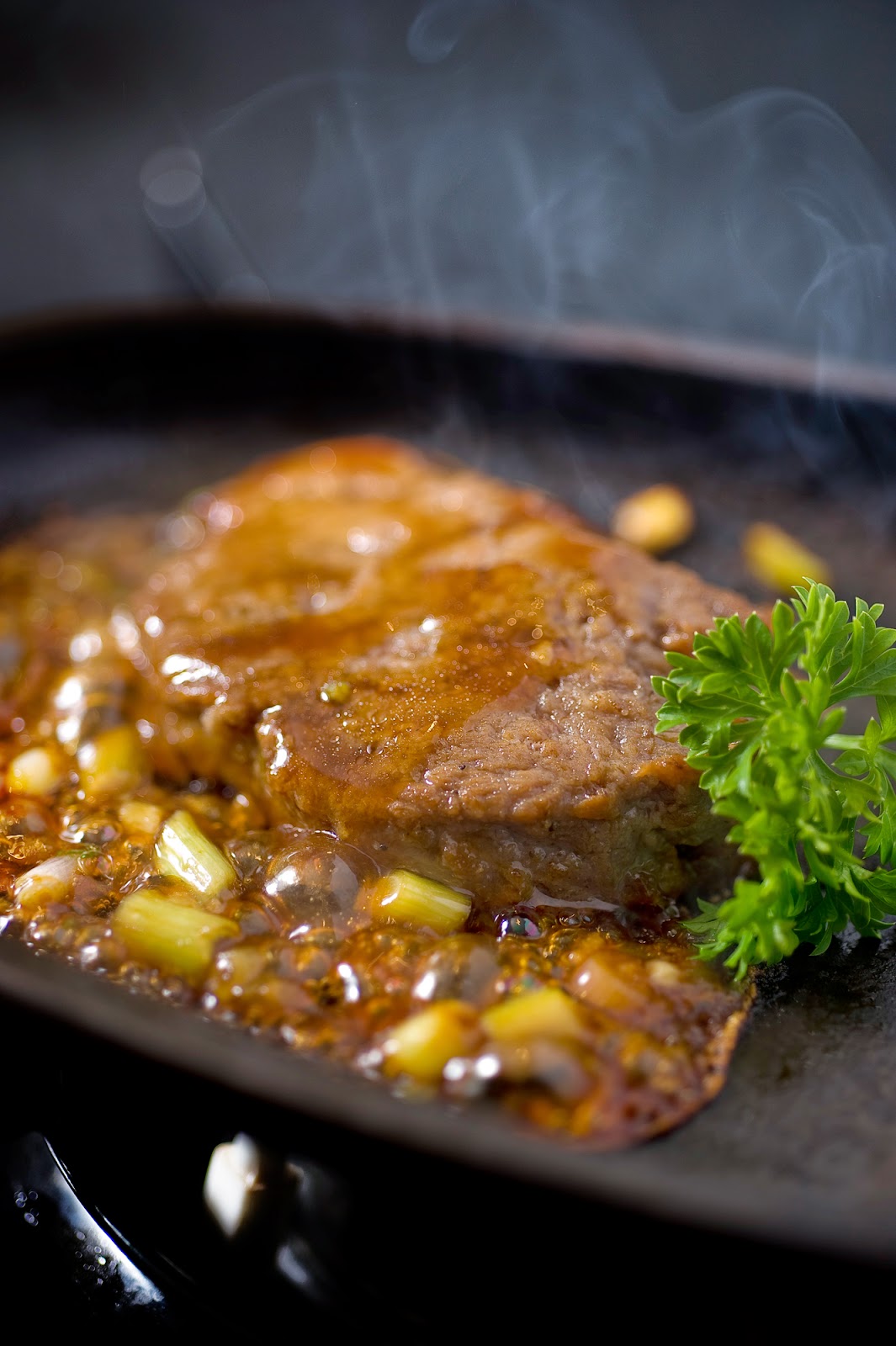 SIZZLING HOT PLATES FEATURES CREATIONS IN SICHUAN, CANTONESE AND NYONYA ...