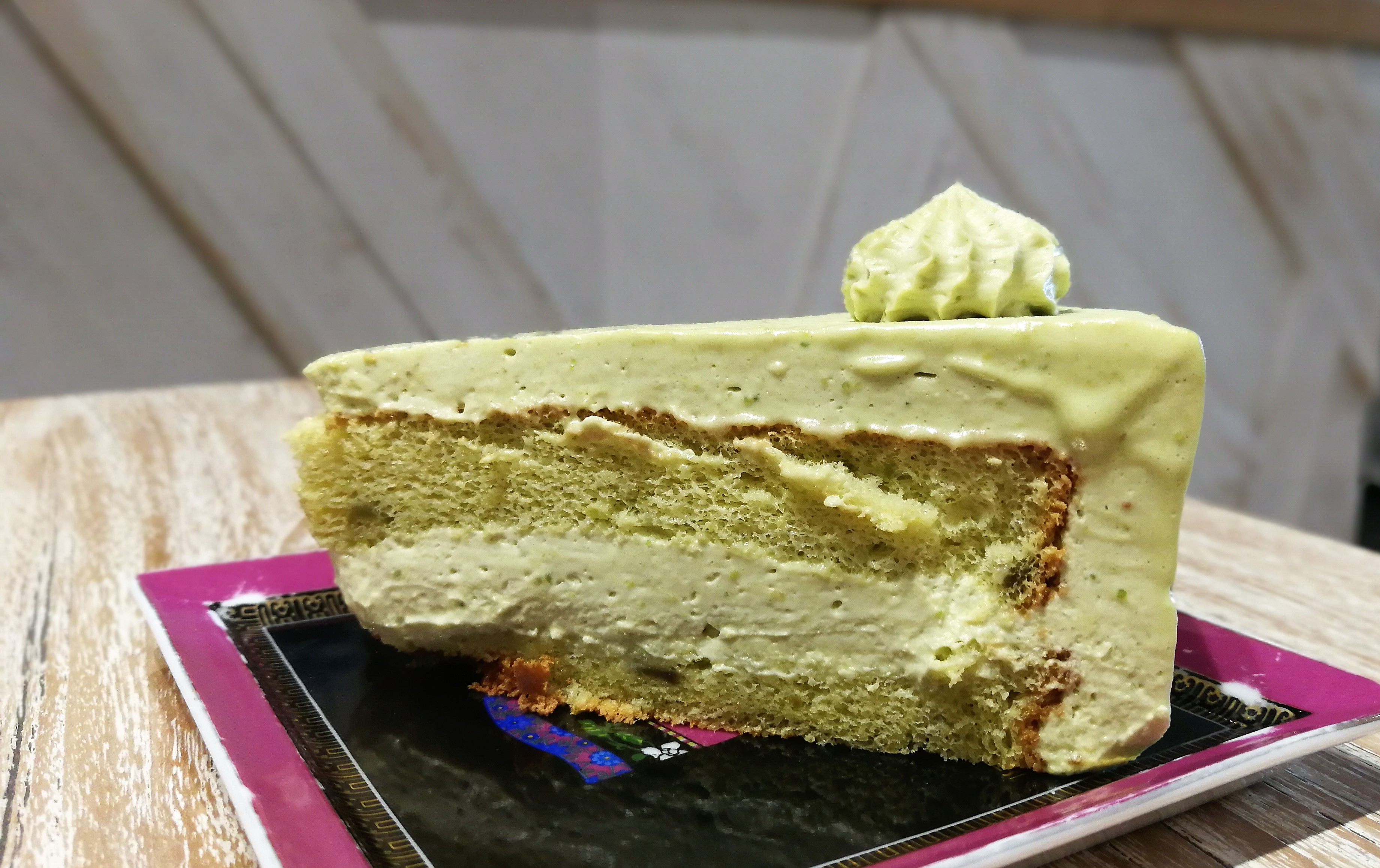 Swich Café @ Atria Shopping Gallery : The award winning cake house ...