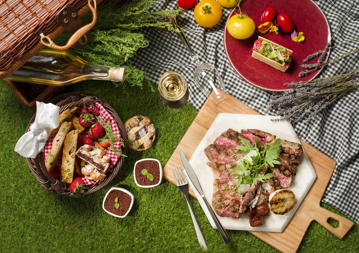 The Ritz-Carlton, Hong Kong's Tosca Launches New "La Dolce Vita" Lunch ...