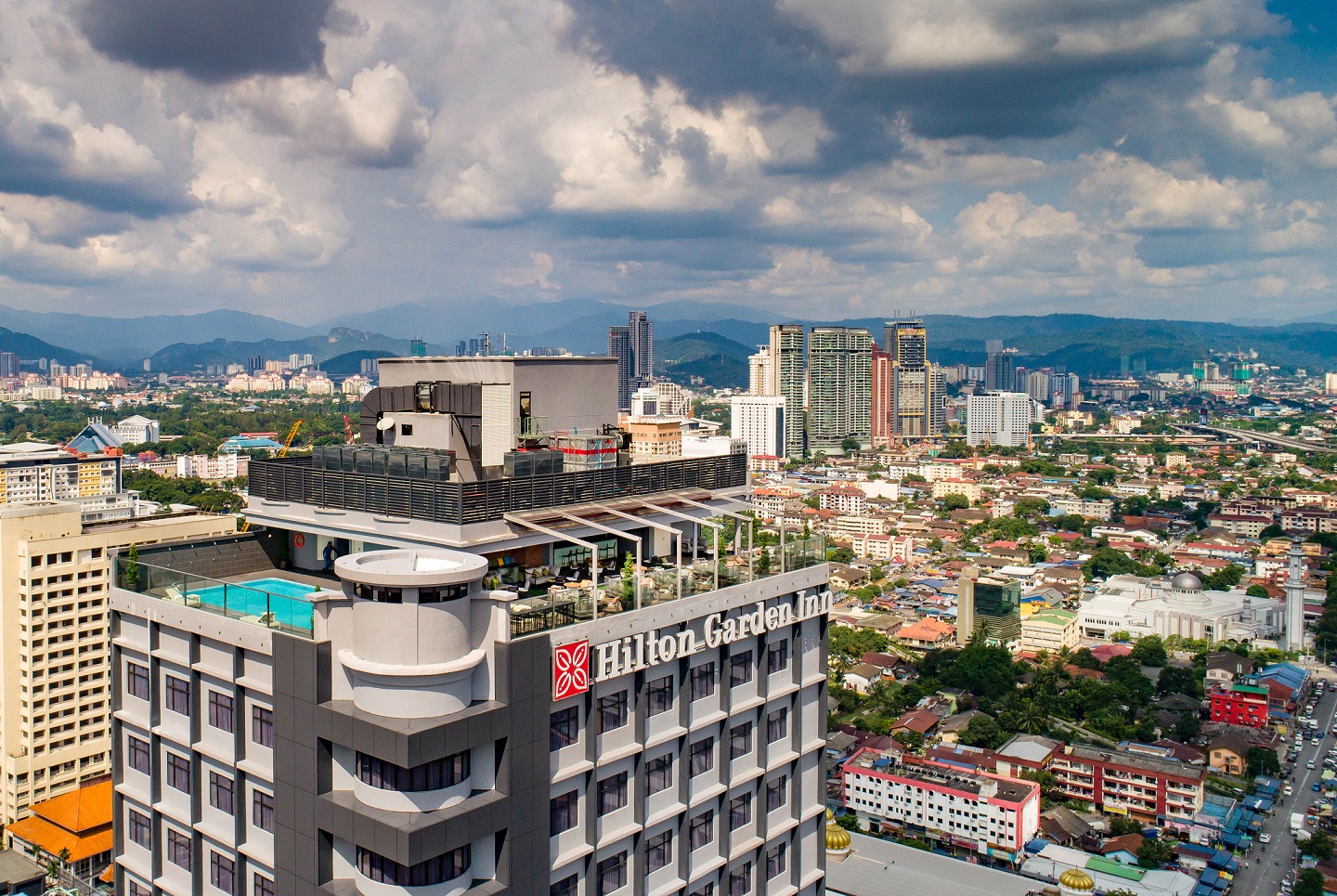 Hilton Garden Inn South’s Rooftop Bar and Lounge Offers Private ...