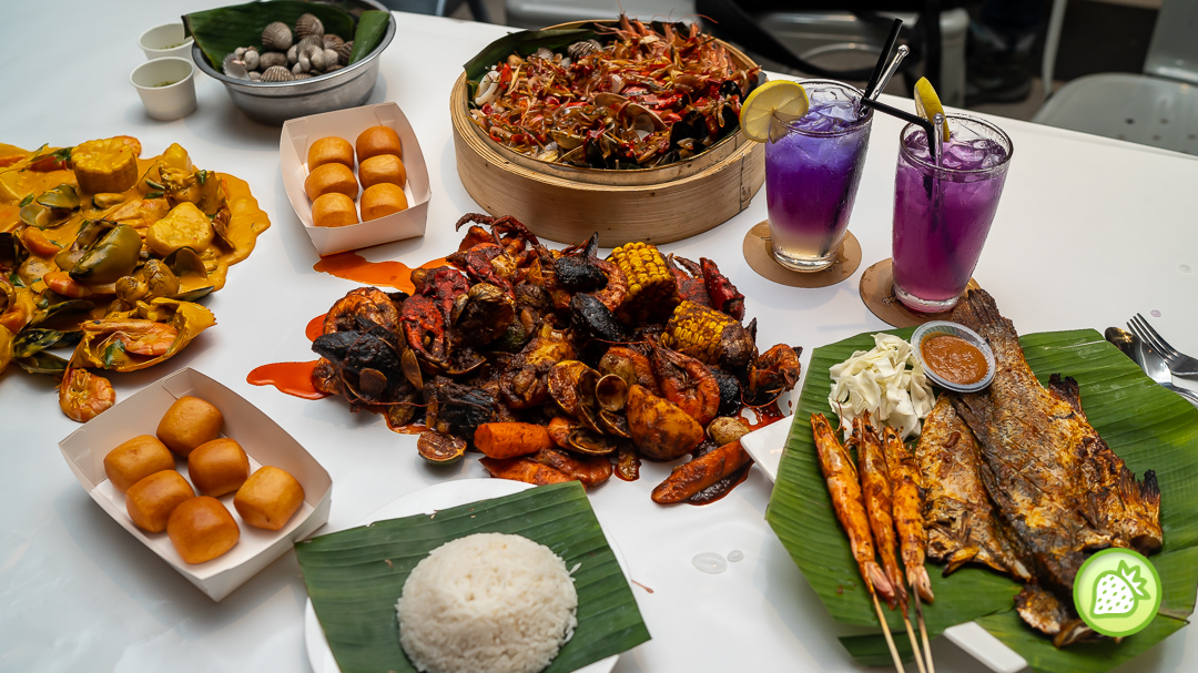 The Heaven of Seafood that won't burn your pocket! | Malaysian Foodie