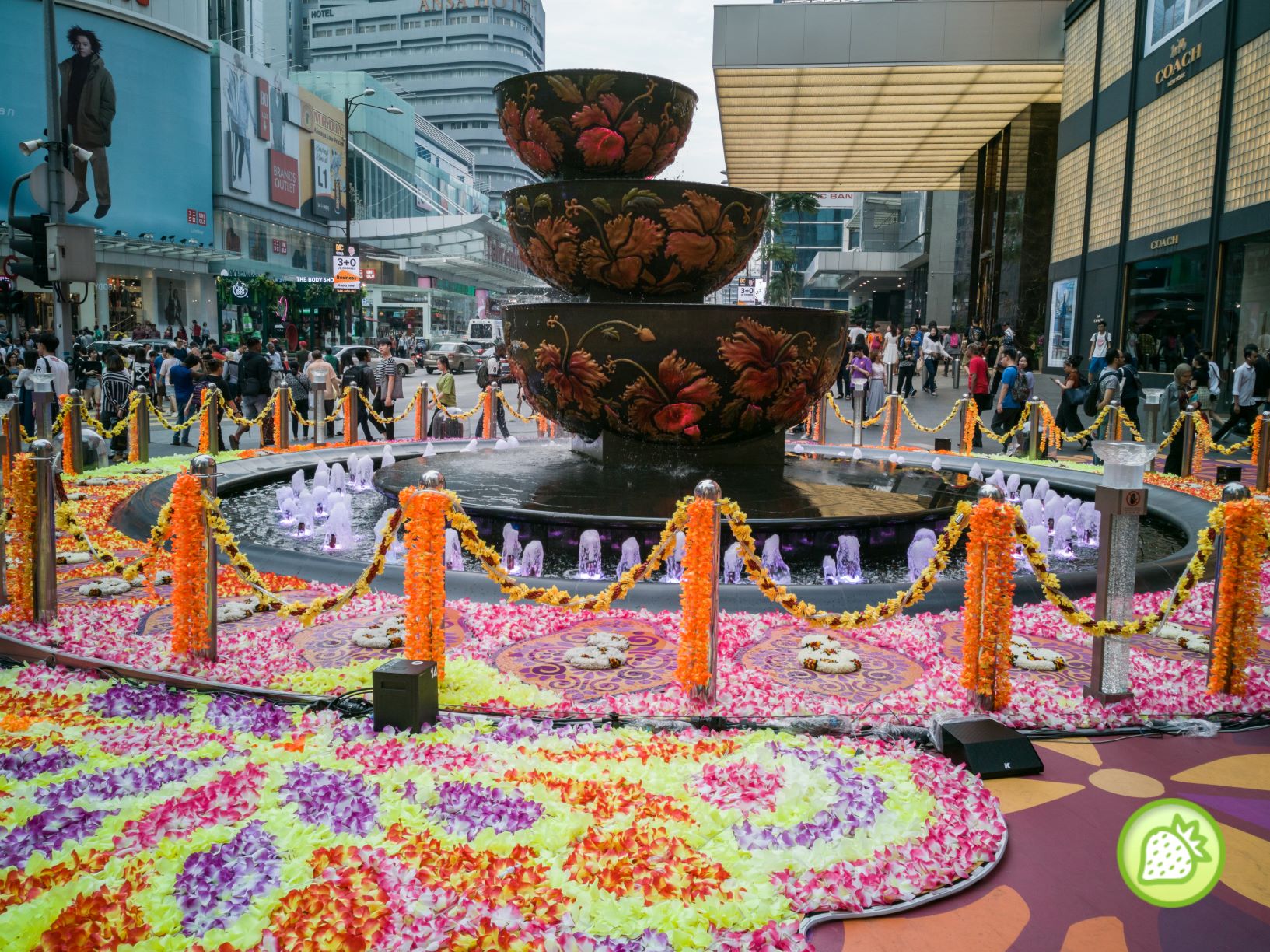 Pavilion Celebrates Deepavali with the Biggest Illuminated Flower ...