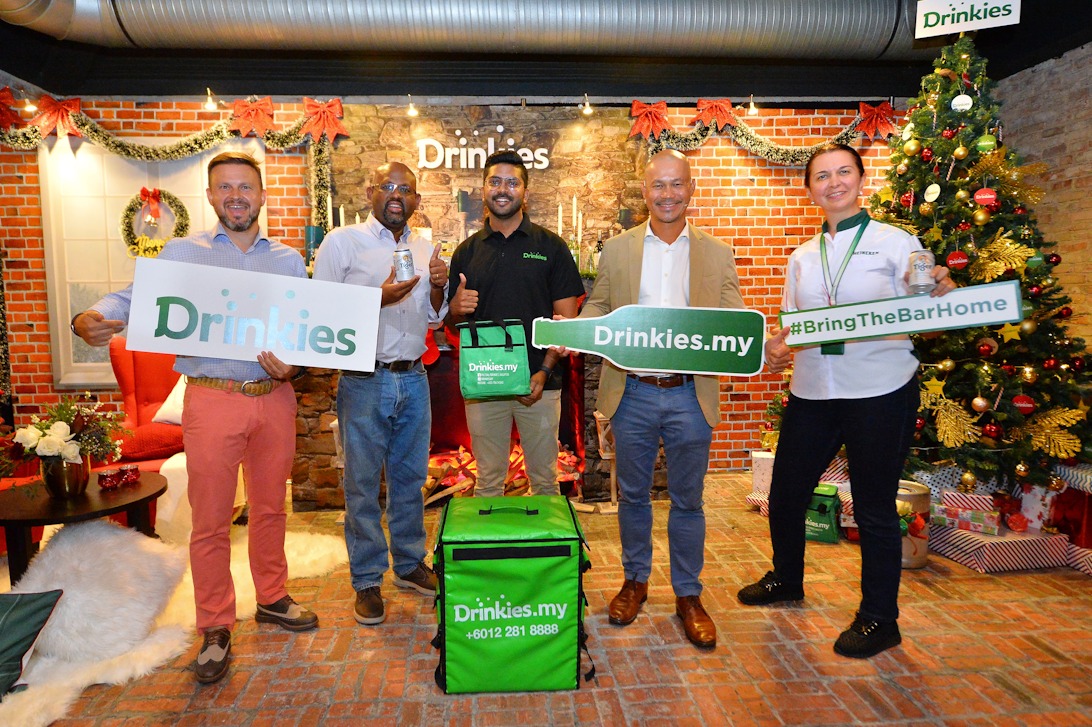 Bring the Bar Home with Drinkies' All-New Draught@Home Service ...