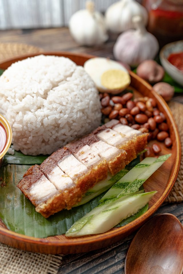 Nasi Lemak Siu Yuk & Curry Flavour Siu Yuk @ Hog On The Fork ...