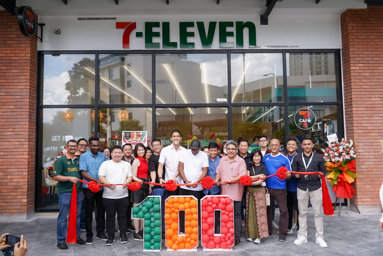 7CAFé Unlocks A Milestone With 100th Store Opening | Malaysian Foodie