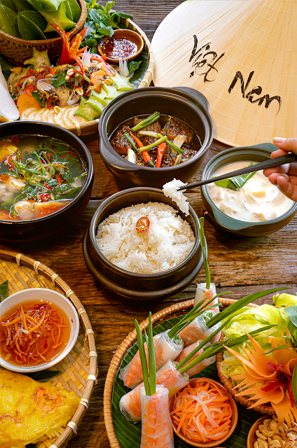 BUFFET DESTINATION: VIETNAM! : GUEST CHEF AT LATEST RECIPE, LE MERIDIEN ...